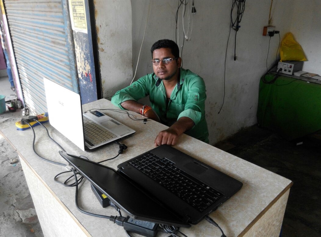 Munna Mobile Repairing Center in Mohaddipur, Gorakhpur | GkpMart
